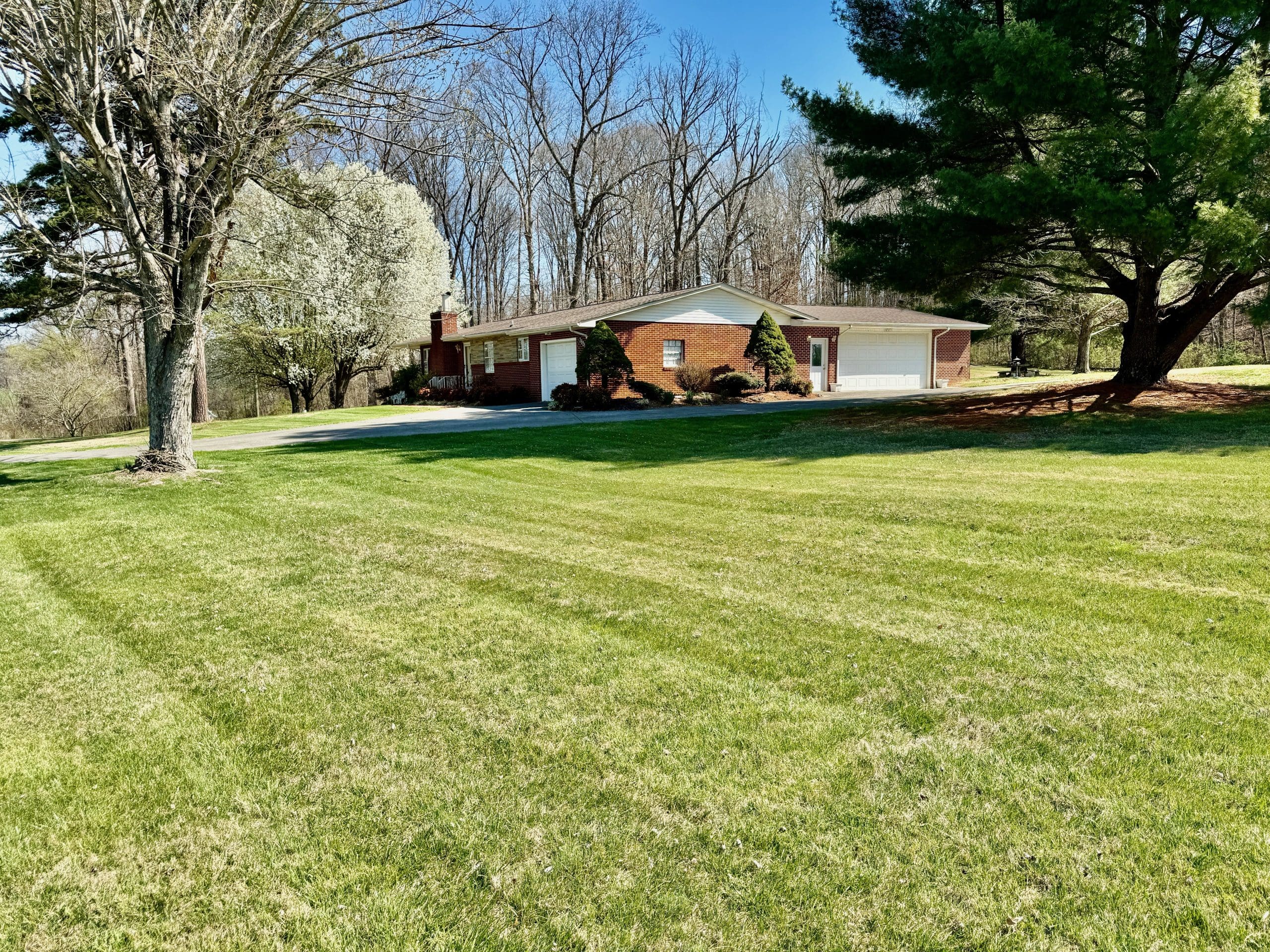 2828 VALLEY HOME ROAD, WHITE PINE, TN 37890 | EstateSales.org